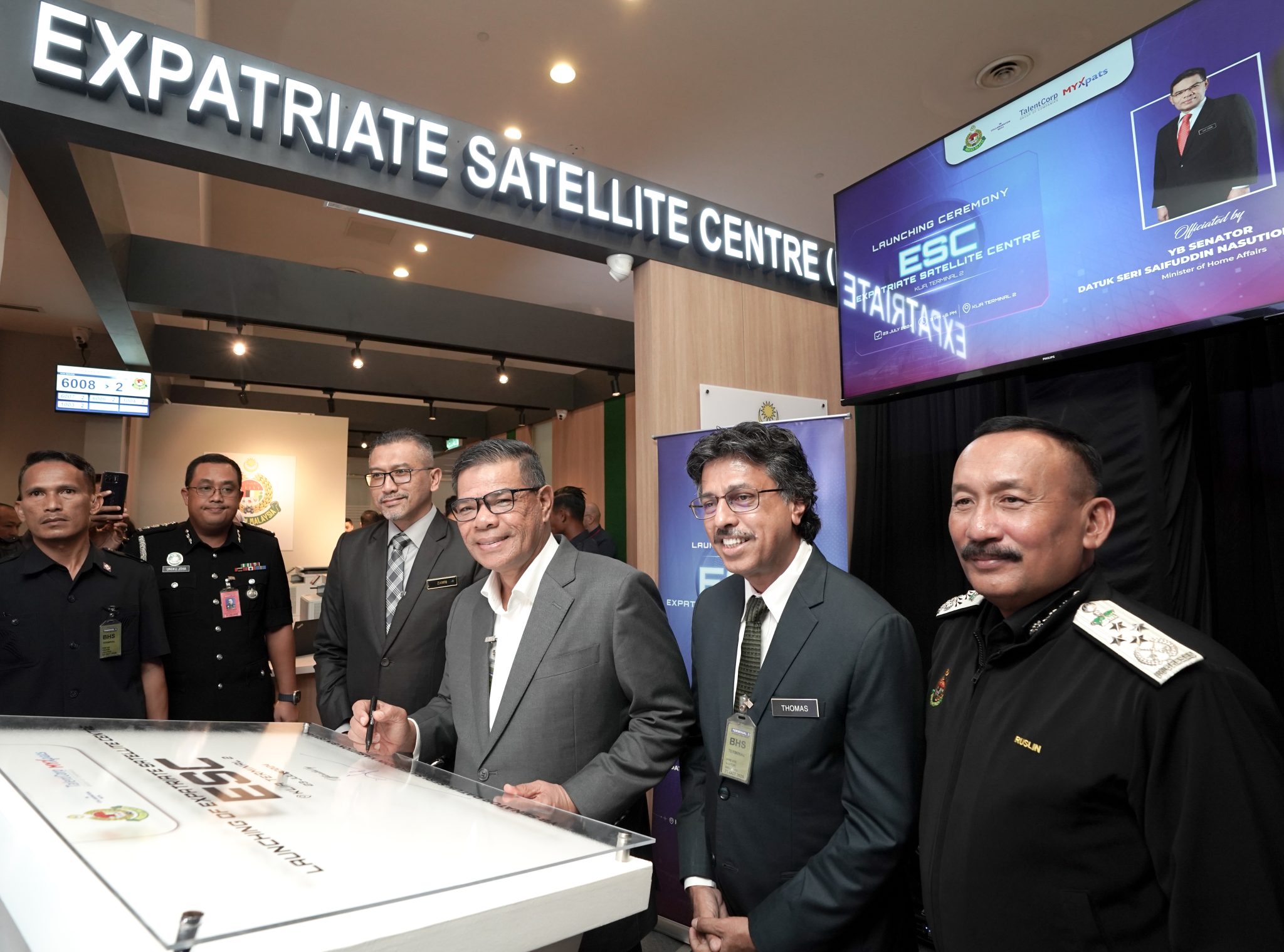 JIM & TalentCorp Lancarkan Pusat Satelit Ekspatriat Di KLIA Terminal 2