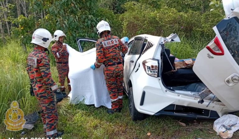 Baru Lepas 'Photoshoot' Raya, Suami Isteri Maut Kemalangan