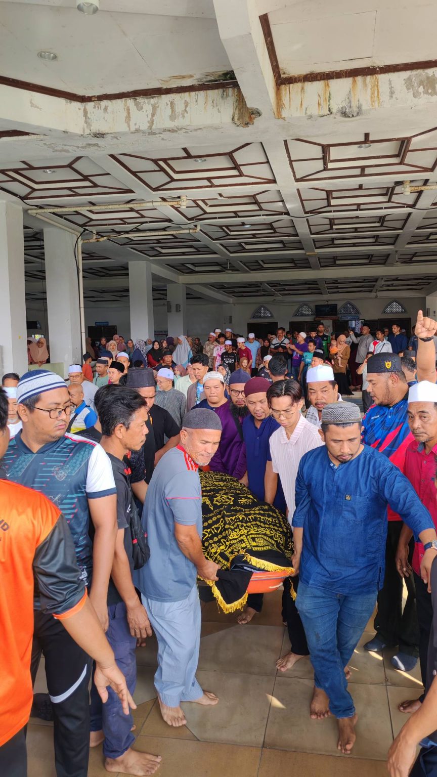 Nahas Simpang Renggam: Jenazah 4 Sekeluarga Selamat Dikebumikan